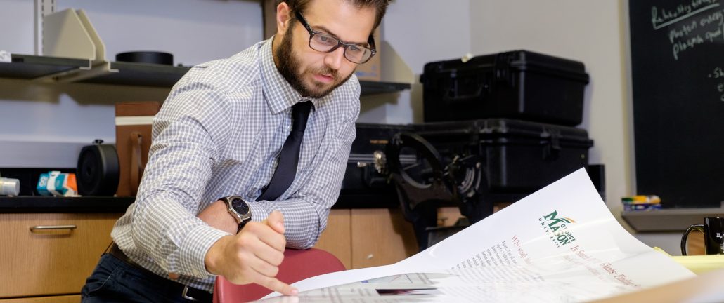 Mapping the Universe - 4-VA